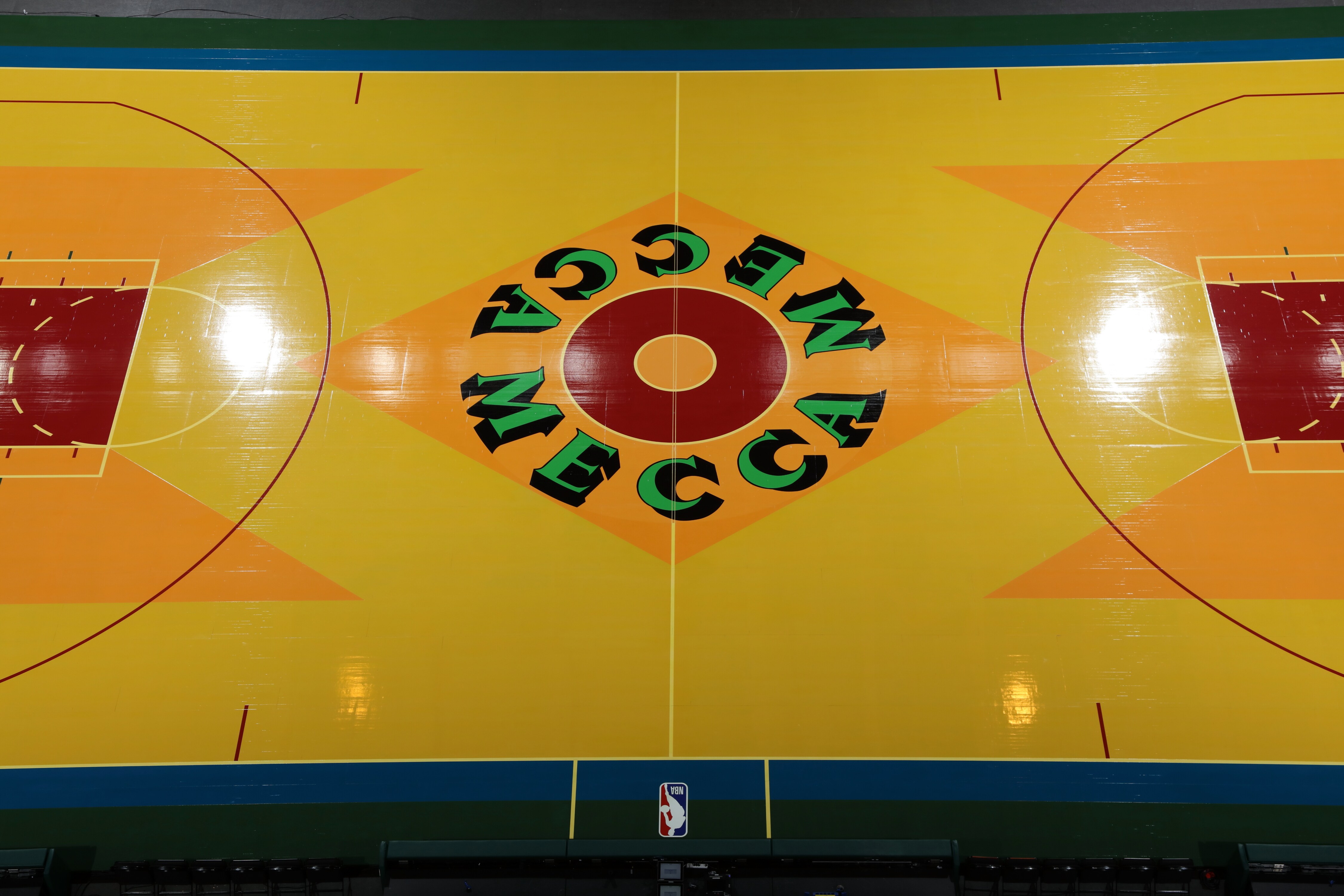 Iconic MECCA Court Returns To UW-Milwaukee Panther Arena | Milwaukee Bucks