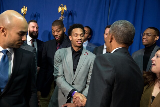 The Bucks Meet President Obama Photo Gallery | NBA.com