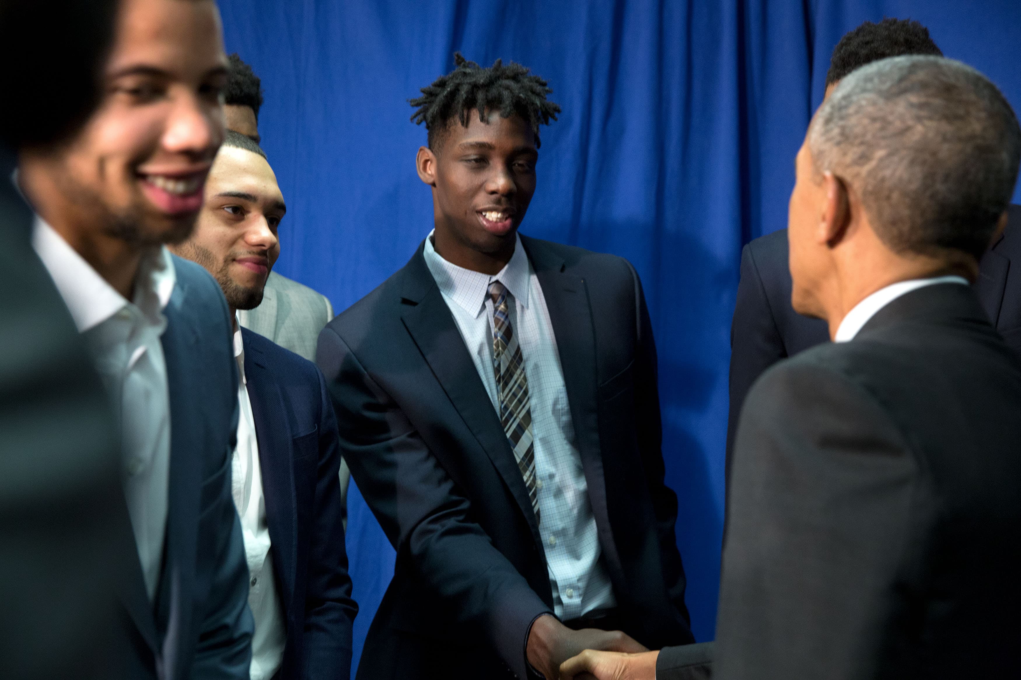 The Bucks Meet President Obama Photo Gallery | NBA.com
