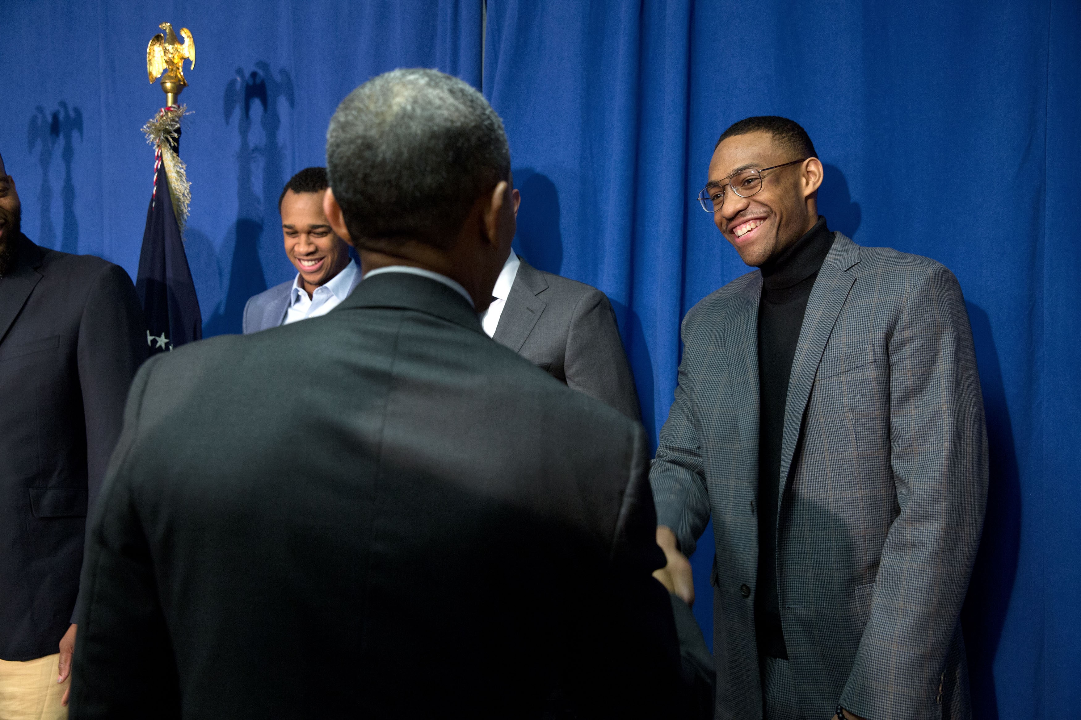 The Bucks Meet President Obama Photo Gallery | NBA.com