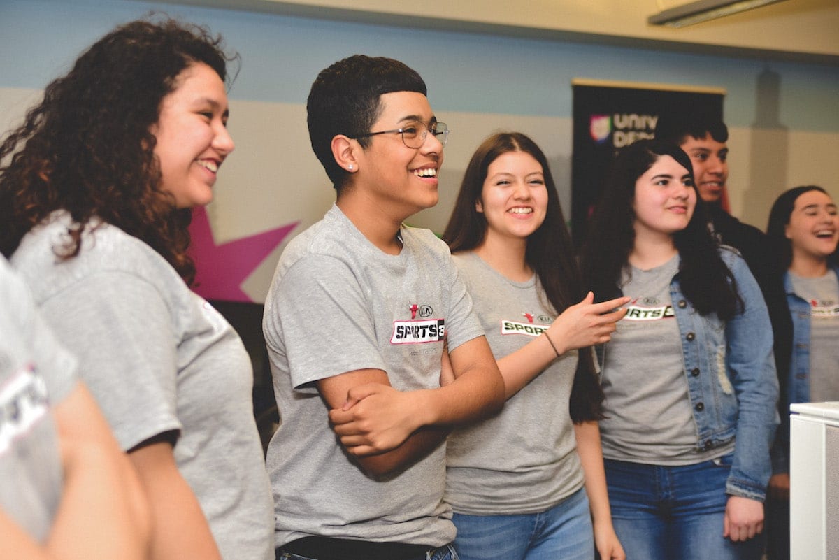 STUDENTS IN KIA’S SPORTS 37 PROGRAM GET BACKSTAGE TOUR OF UNIVISION ...