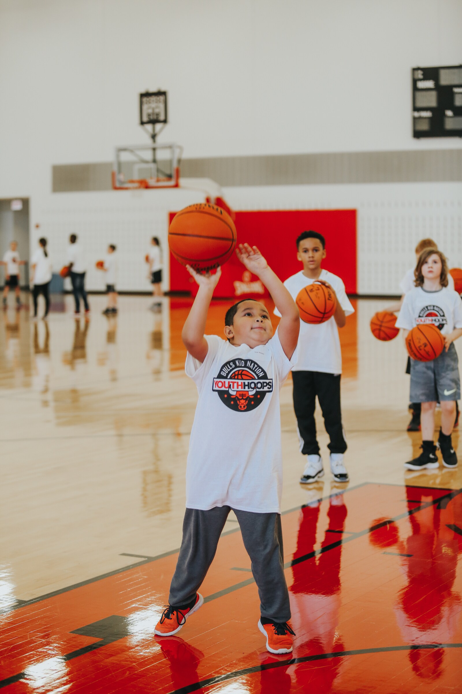 Photo Gallery: Youth Hoops clinic Photo Gallery | NBA.com