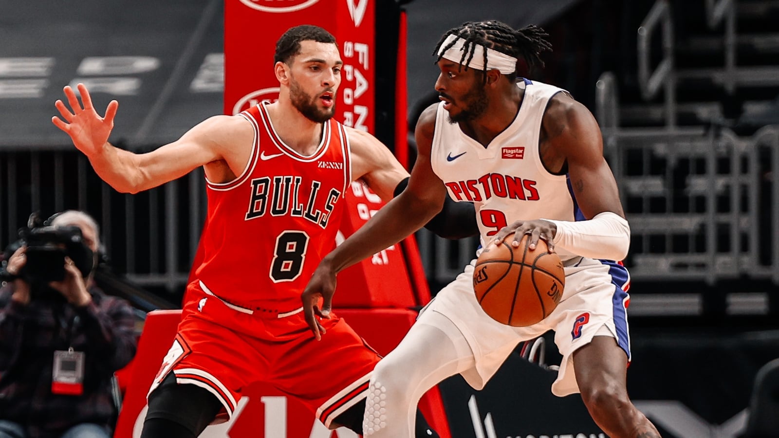 Chuck Checks In: Bulls open season in Detroit | Chicago Bulls