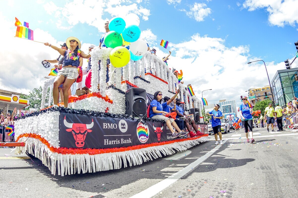Chicago Bulls Entertainers Walk in Chicago Pride Parade | Chicago Bulls