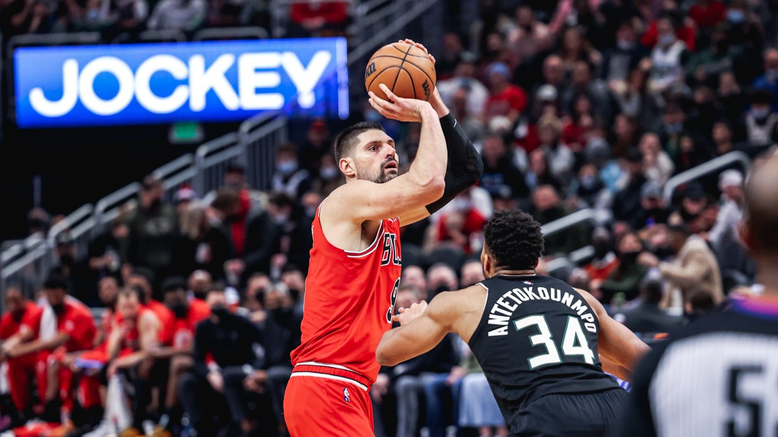 Chuck Checks In: Bulls fall short in road battle with Bucks | Chicago Bulls
