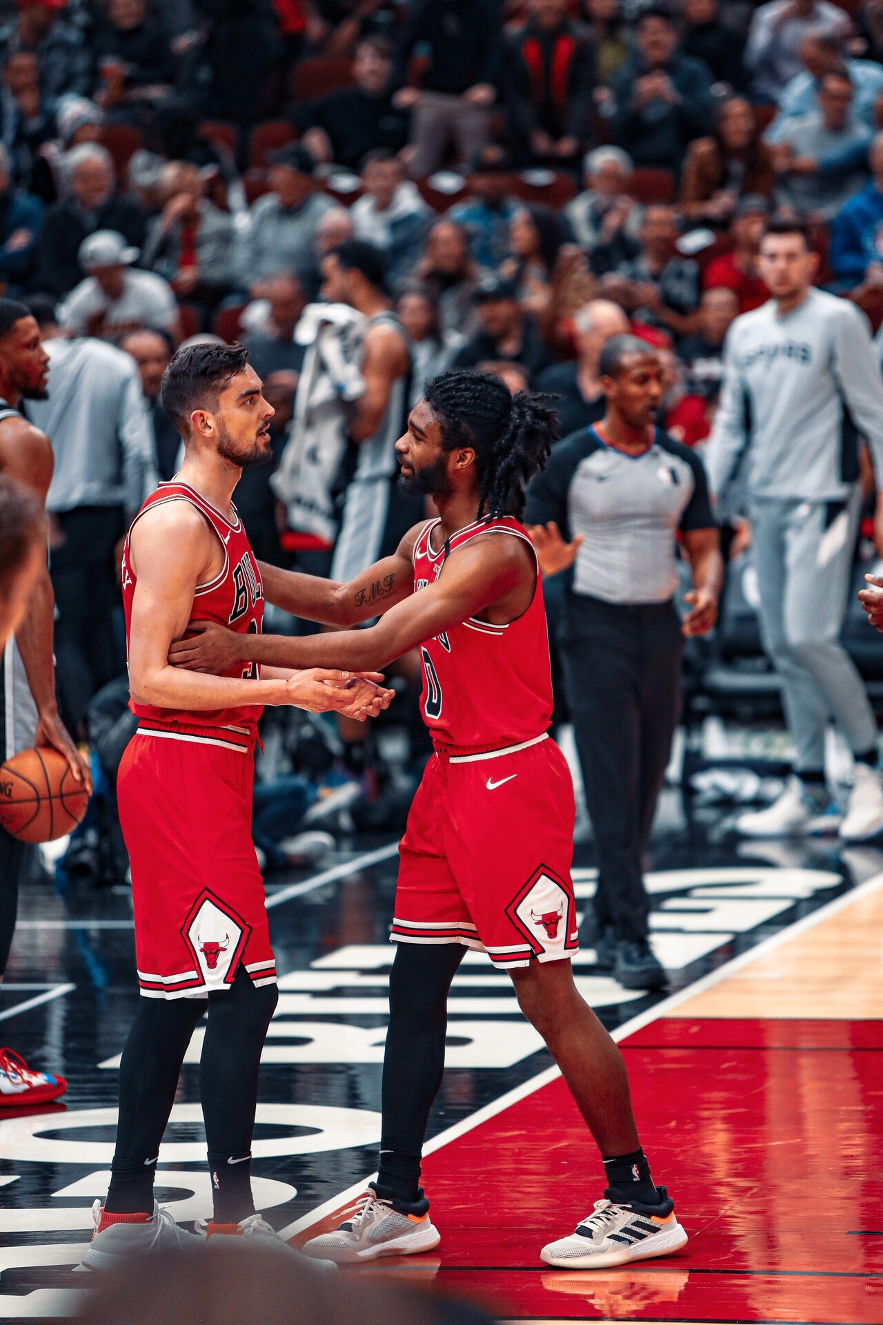 Photo Gallery: Bulls win over the Spurs Photo Gallery | NBA.com