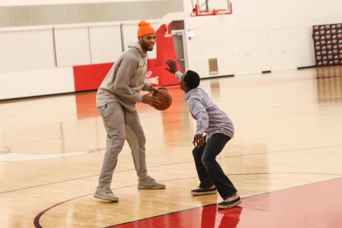 taj gibson shoe size