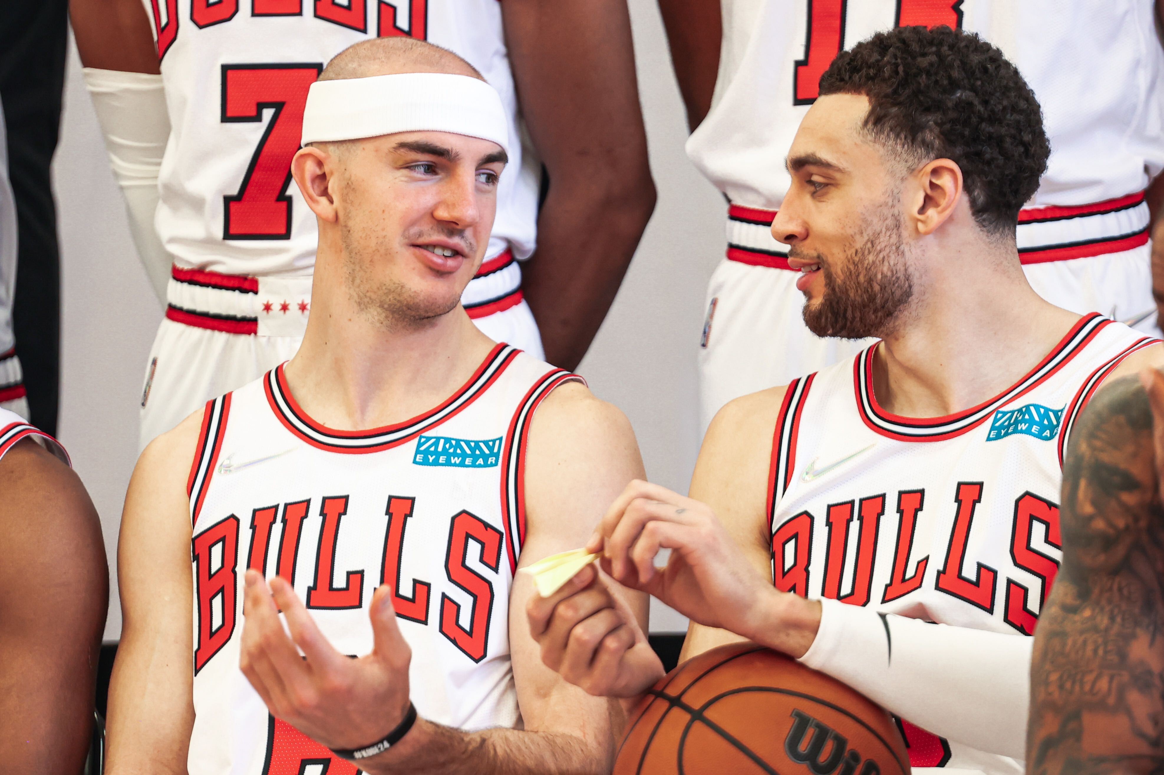 Behind the Scenes at Team Photo Day Photo Gallery | NBA.com