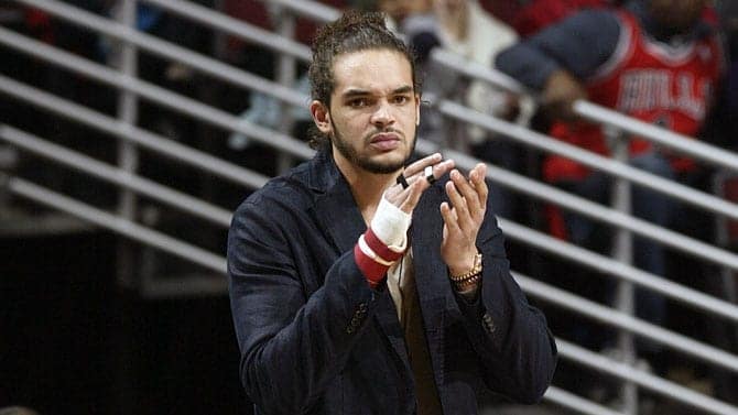 Noah on the outside looking in, but not for long | NBA.com