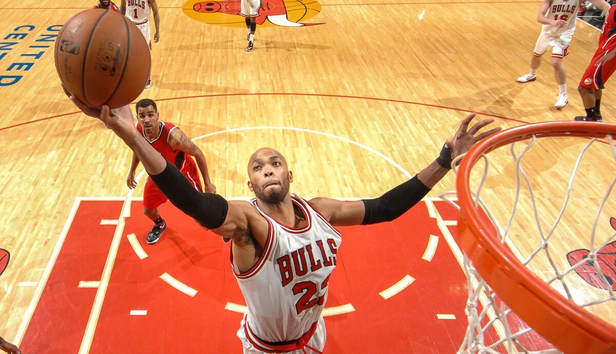 This time the Hawk is too much for the Bull | Chicago Bulls