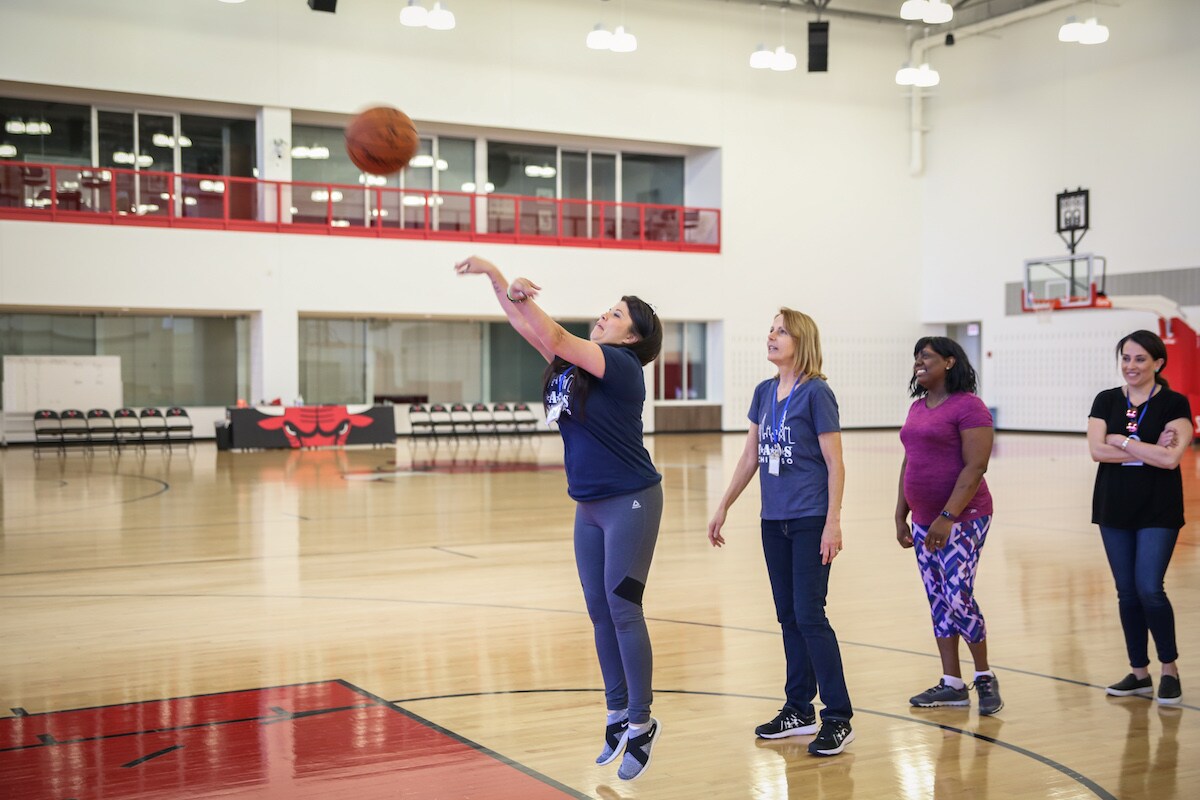 CHICAGO BULLS HOST TAPS FOR EXCLUSIVE TOUR | Chicago Bulls