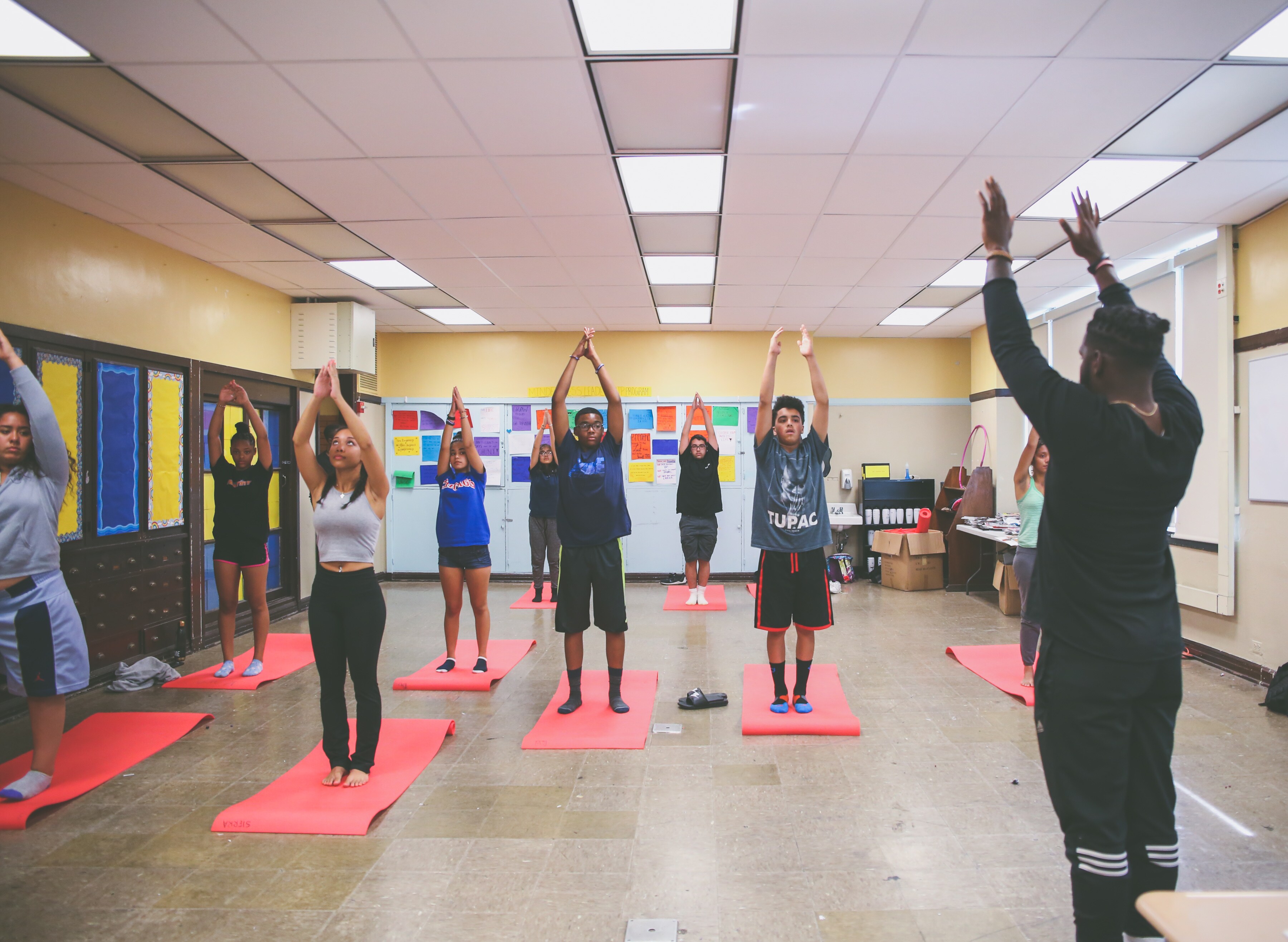 CHICAGO BULLS AND URBAN YOGIS HOST YOGA CLASSES HIGH SCHOOL STUDENTS ...