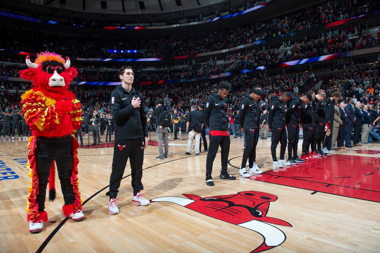 Bulls Celebrate Hispanic Heritage with Los Bulls Night Photo Gallery ...