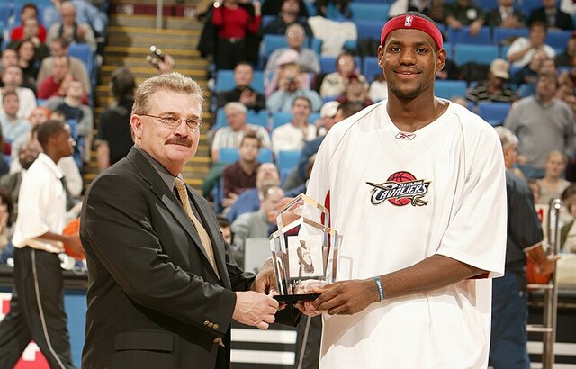 Cavs History of LeBron James Photo Gallery | NBA.com