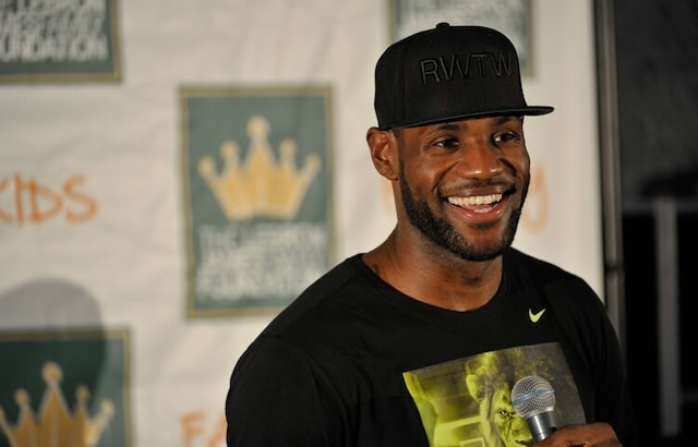 LeBron James Welcome Home Rally (8/8) Photo Gallery | NBA.com