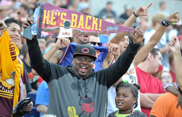 LeBron James Welcome Home Rally (8/8) Photo Gallery | NBA.com