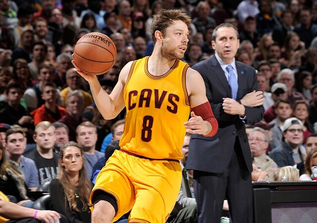 Cleveland Cavaliers vs. New York Knicks - December 23, 2015 Photo ...