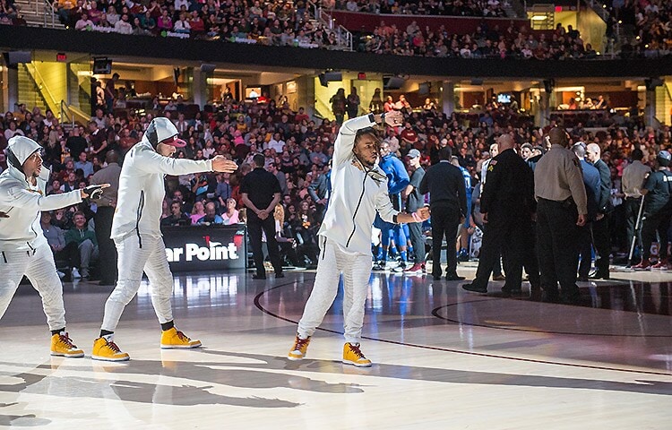 Welcome to the Show Photo Gallery