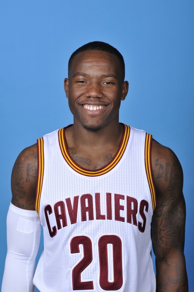 Professional Portraits from 2016 Media Day Photo Gallery | NBA.com