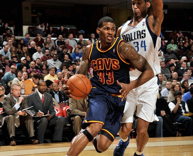 Cavaliers vs. Mavericks - February 4, 2012 Photo Gallery | NBA.com