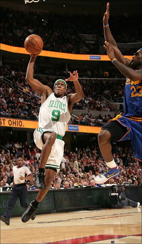 LeBron James - Chase-Down Blocks Photo Gallery | NBA.com