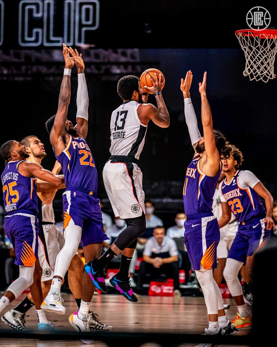 Gallery | Clippers vs. Suns (08.04.20) Photo Gallery | NBA.com