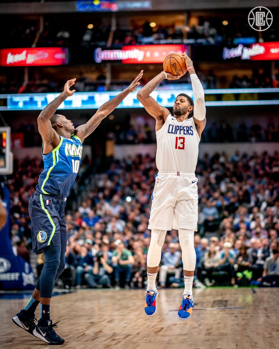 Gallery | Clippers vs. Mavericks (11.26.19) Photo Gallery | NBA.com