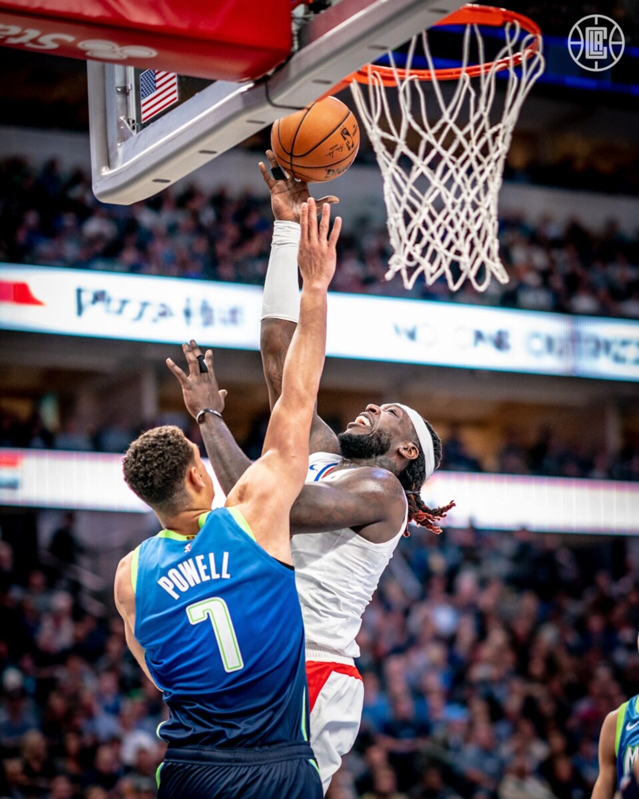 Gallery | Clippers vs. Mavericks (11.26.19) Photo Gallery | NBA.com