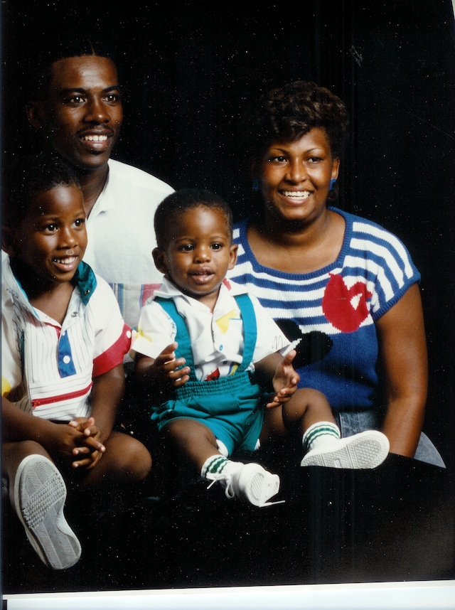 Photos: Clippers' Players and their Moms Photo Gallery | NBA.com