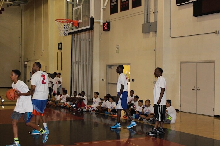 Darren Collison Basketball Camp Photo Gallery | NBA.com