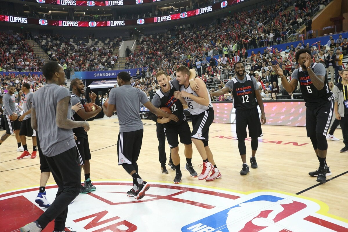 Photos: Shanghai Fan Appreciation Day | 10/13/15 Photo Gallery | NBA.com