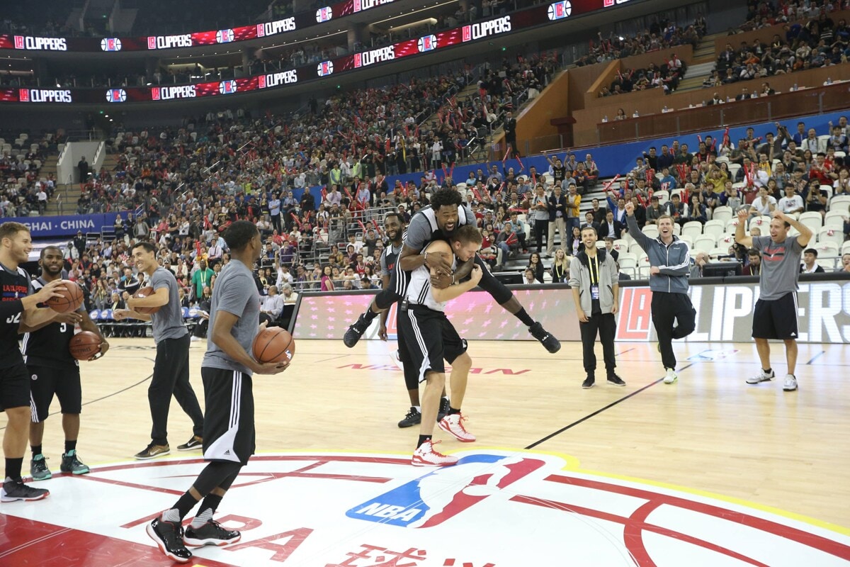 Photos: Shanghai Fan Appreciation Day | 10/13/15 Photo Gallery | NBA.com