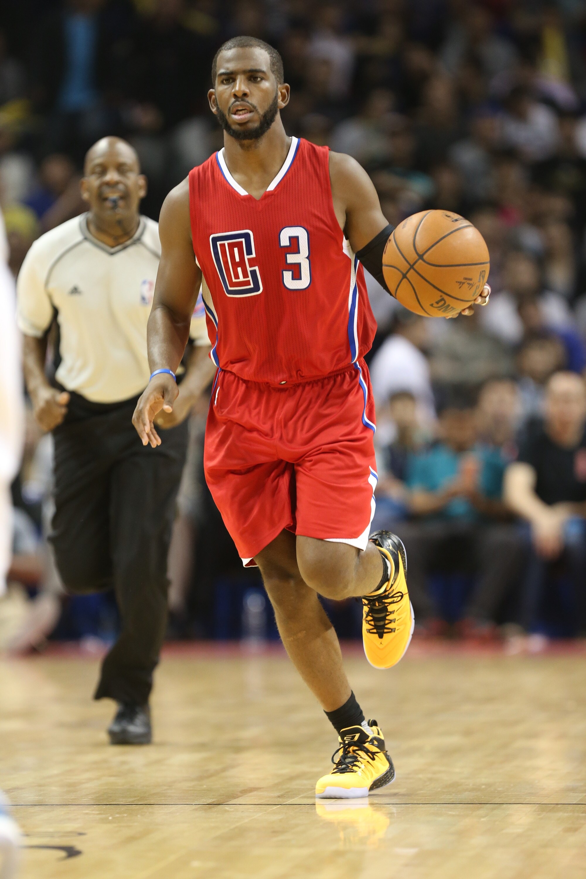 Photos: Clippers vs. Hornets from Shanghai, China - 10/14/15 Photo ...