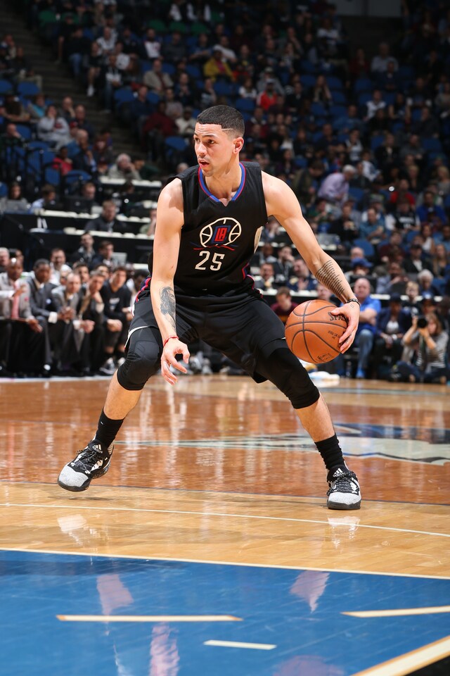 Photos: Clippers vs. Timberwolves - 03/30/16 Photo Gallery | NBA.com