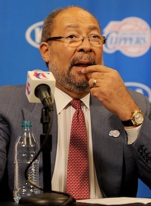 PARSONS MEETS STAFF AND ADDRESSES MEDIA | LA Clippers