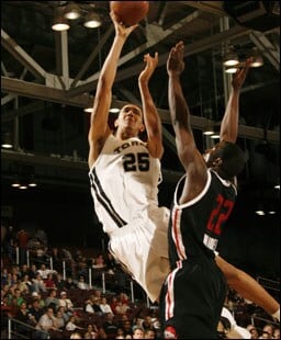 Clippers Sign Forward Marcus Williams; Waive Aaron Williams | LA Clippers