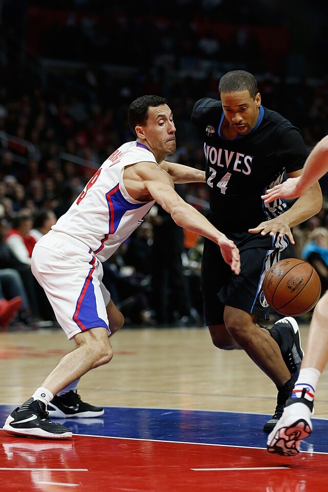 Photos: Clippers vs. Timberwolves - 2/3/16 Photo Gallery | NBA.com