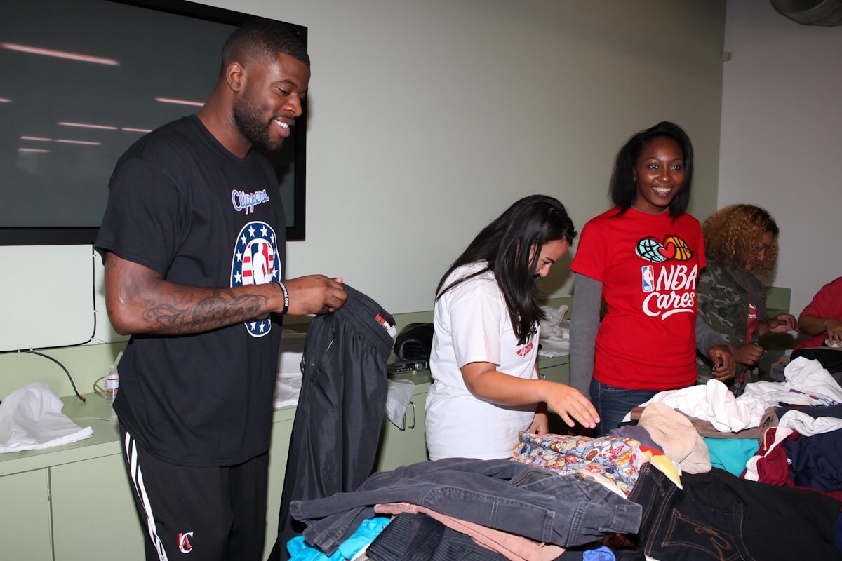 Photos: Teamwork at the Table - 11/14/14 Photo Gallery | NBA.com