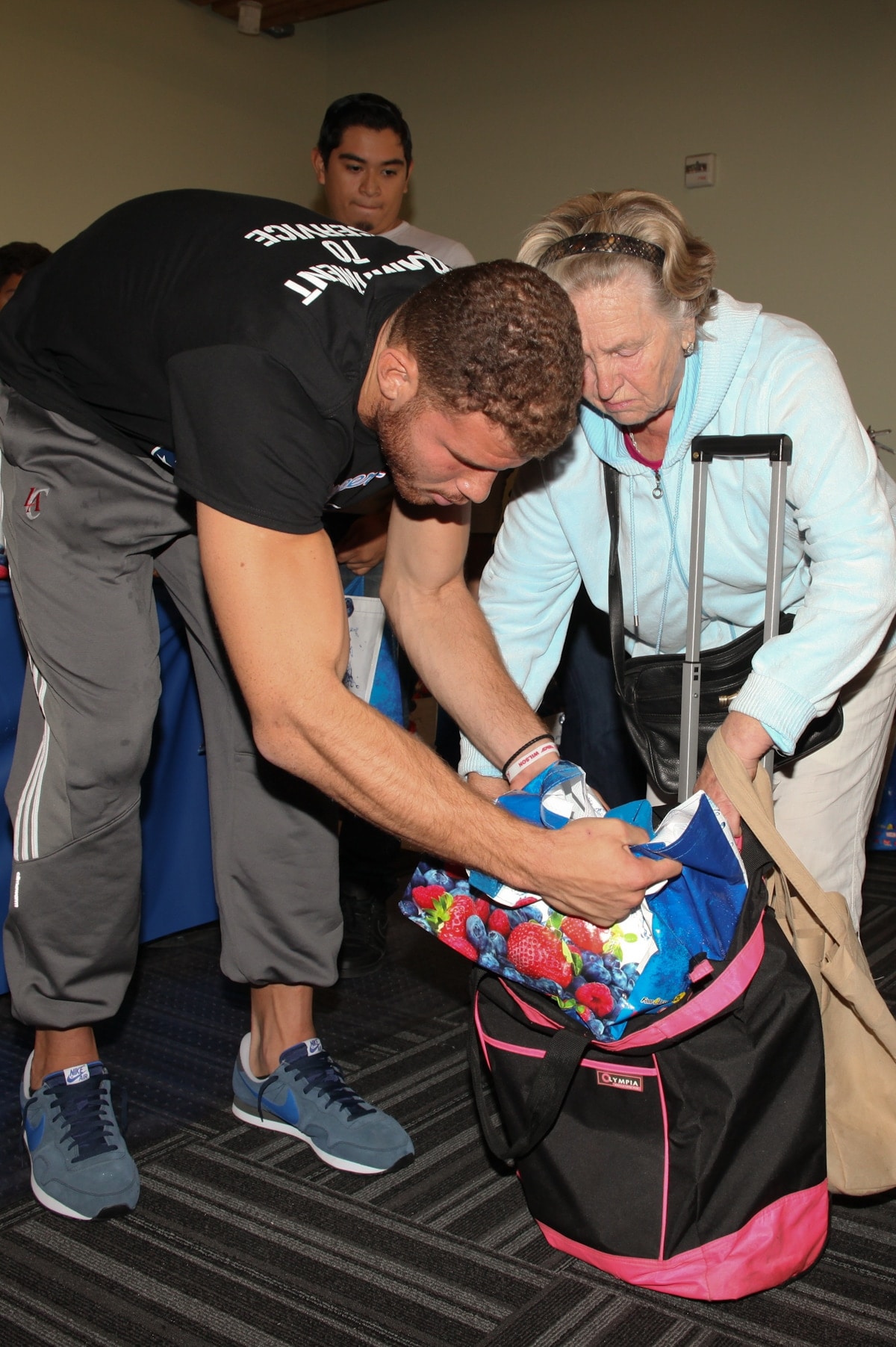 Photos: Teamwork at the Table - 11/14/14 Photo Gallery | NBA.com
