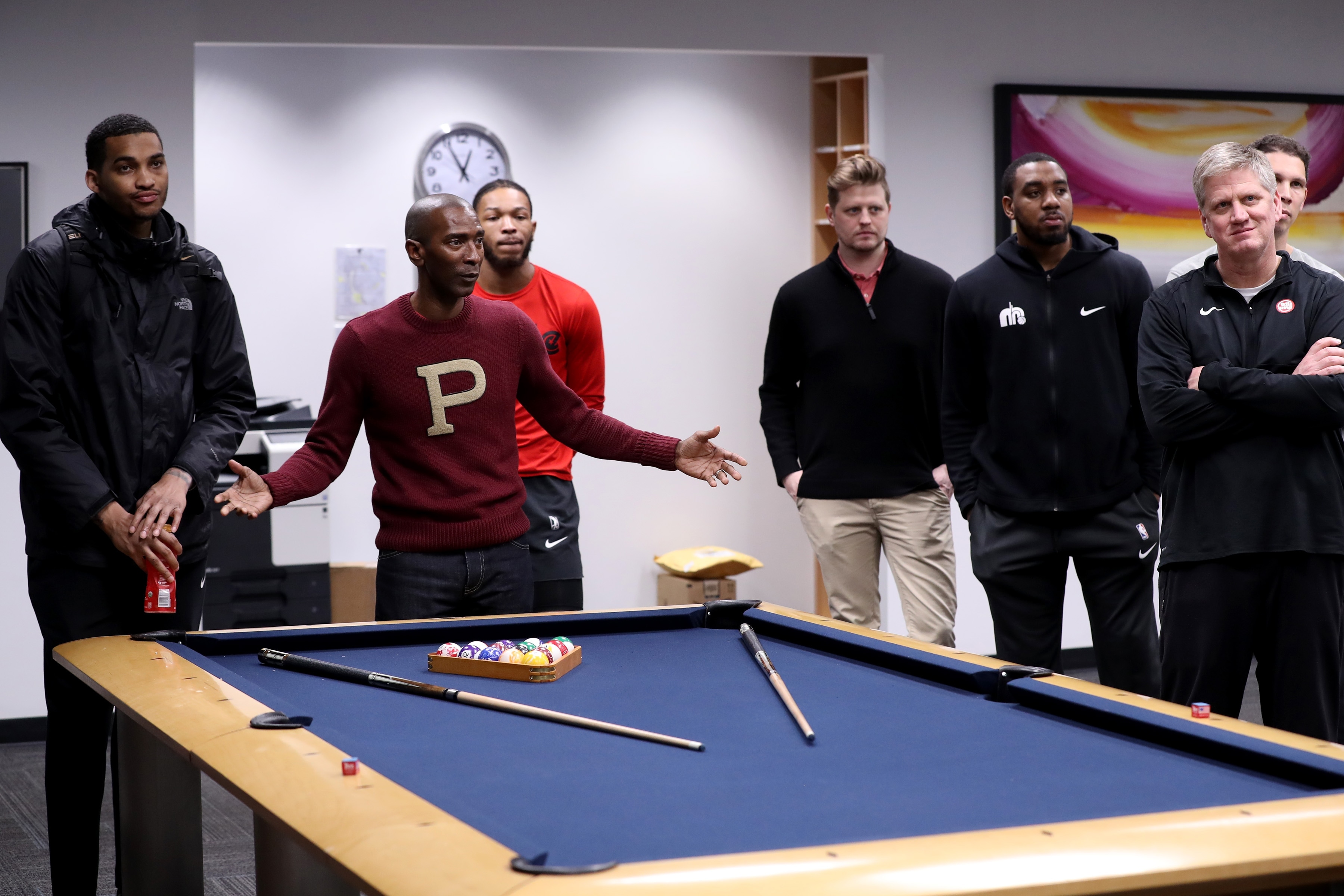 Elliot Perry showcases African-American art in Grizzlies players lounge ...