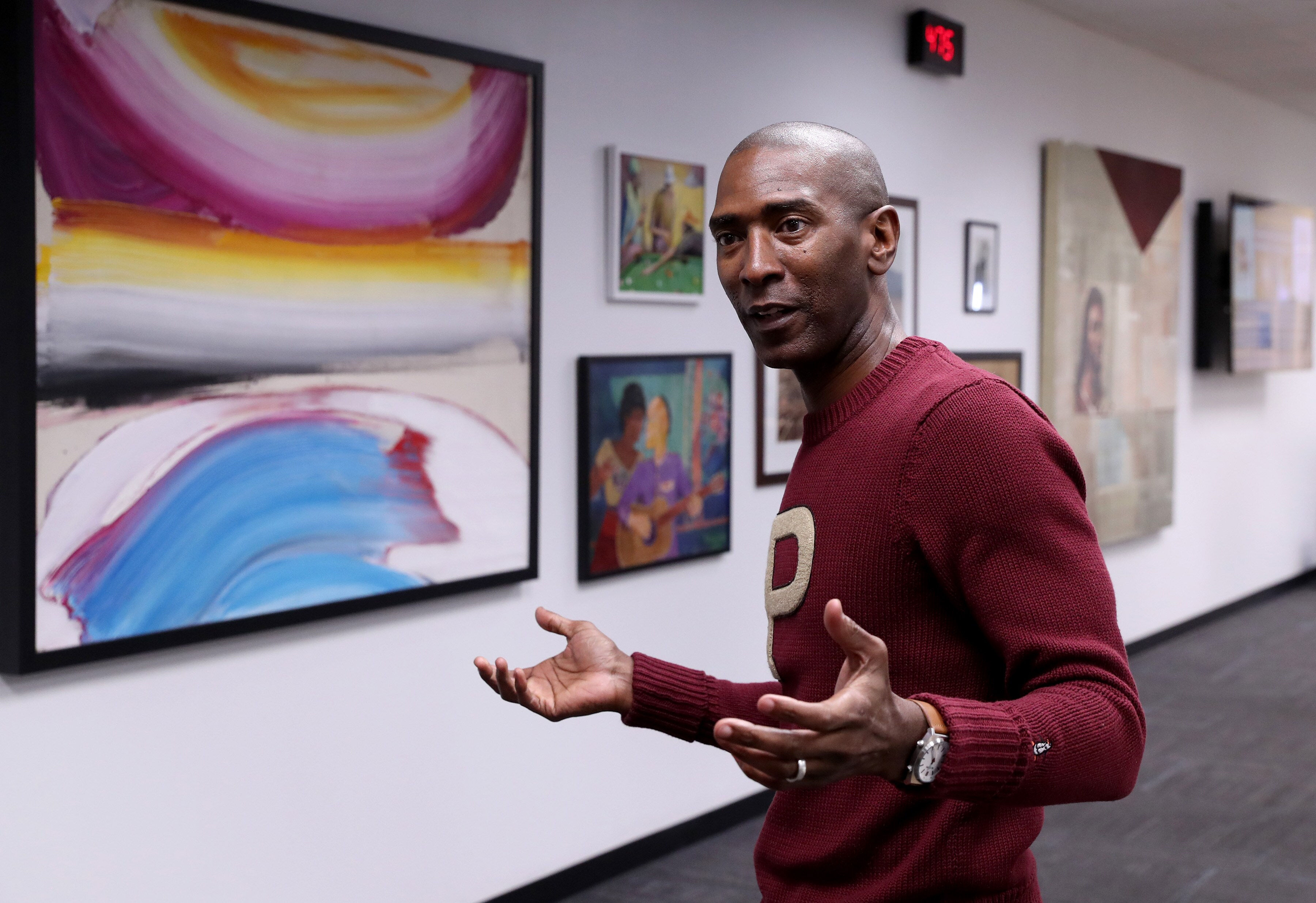 Elliot Perry showcases African-American art in Grizzlies players lounge ...