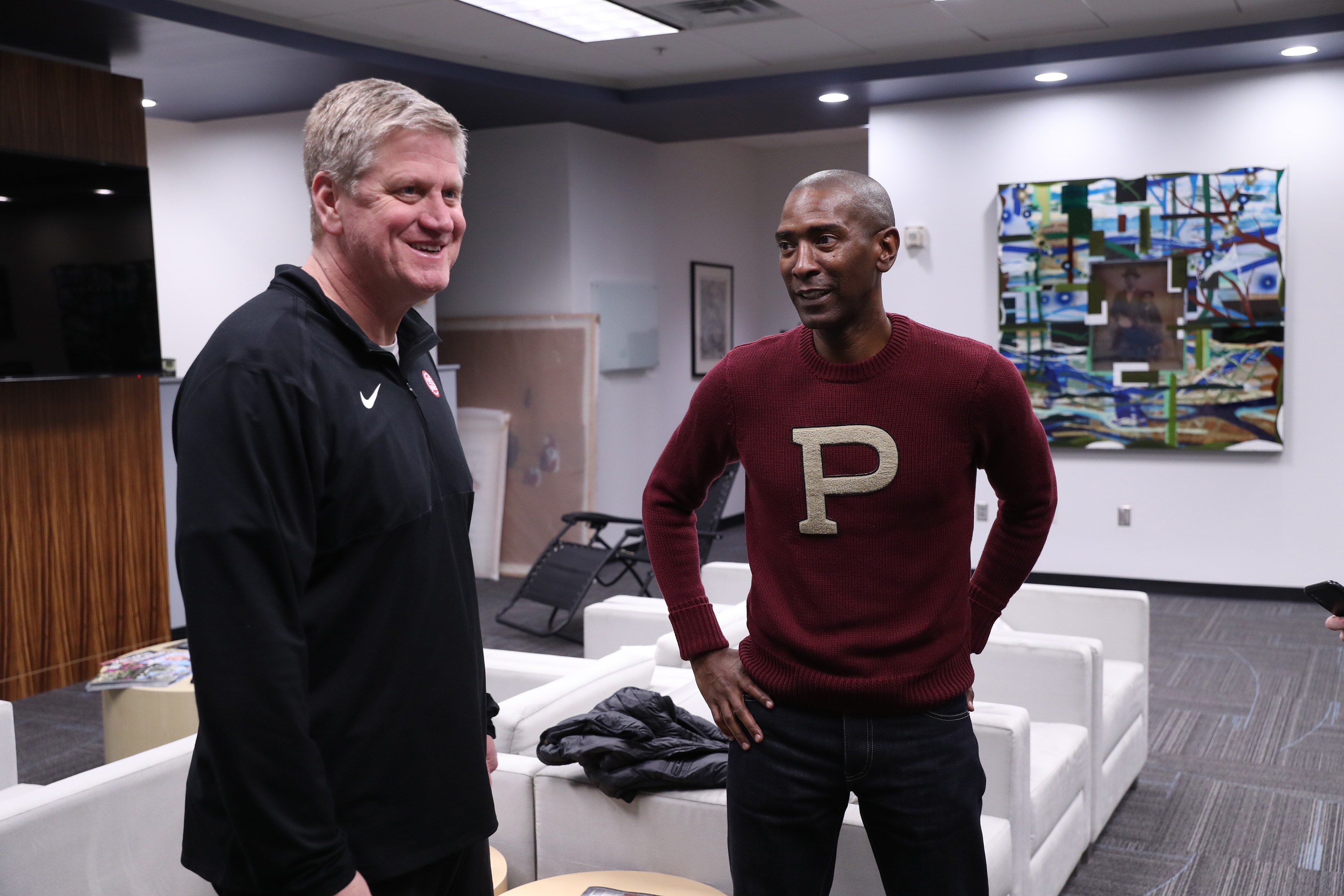 Elliot Perry showcases African-American art in Grizzlies players lounge ...