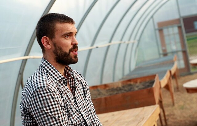 Gasol & Fizdale Greenleaf Learning Farms photos Photo Gallery | NBA.com