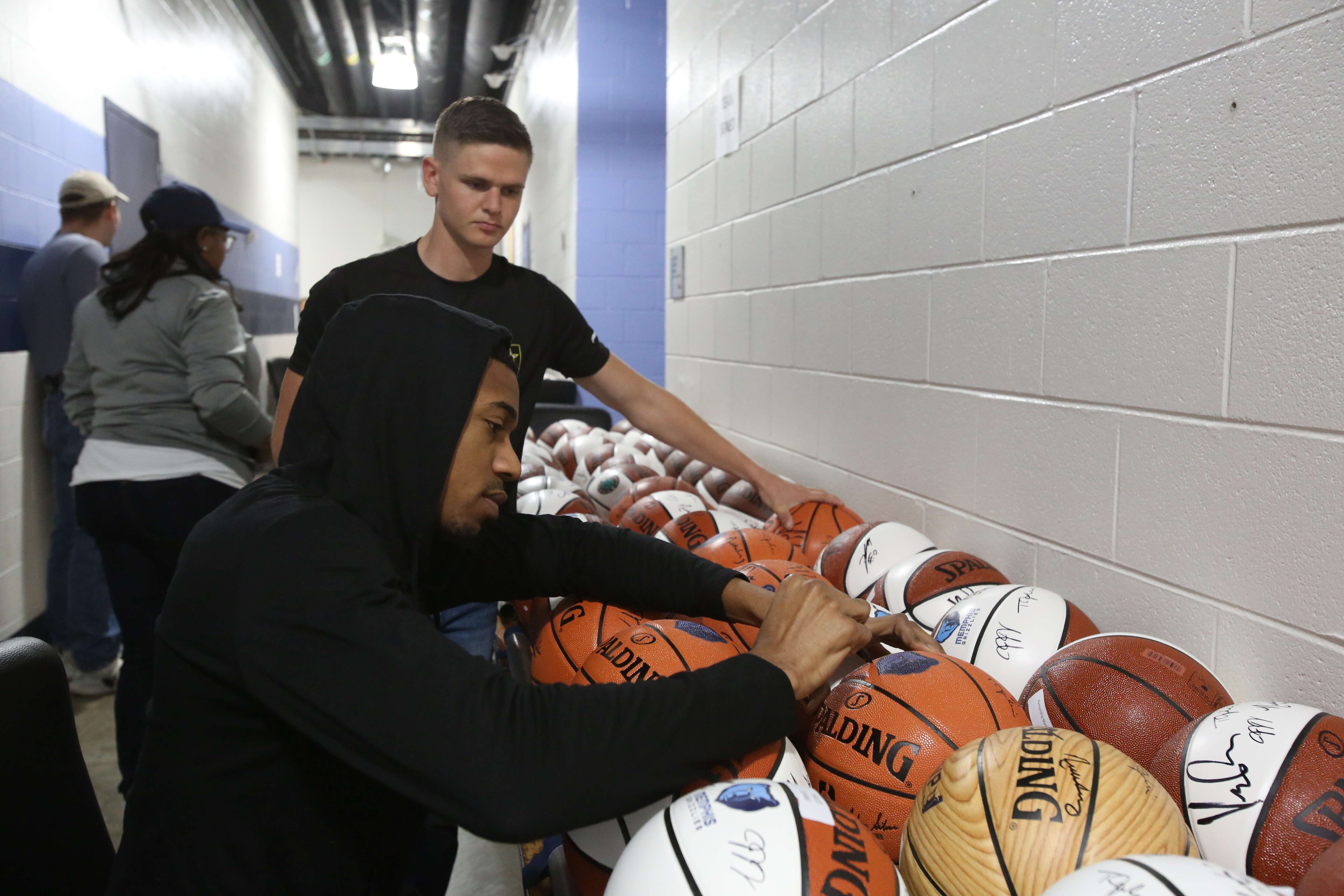 Team Signing Day 2019 Photos Photo Gallery | NBA.com