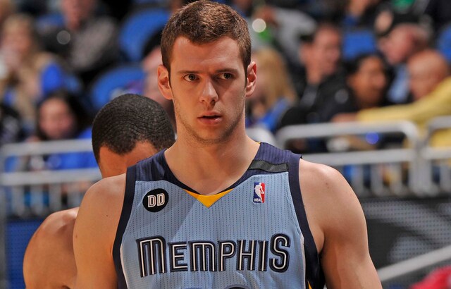 Photos: Jon Leuer Photo Gallery | NBA.com