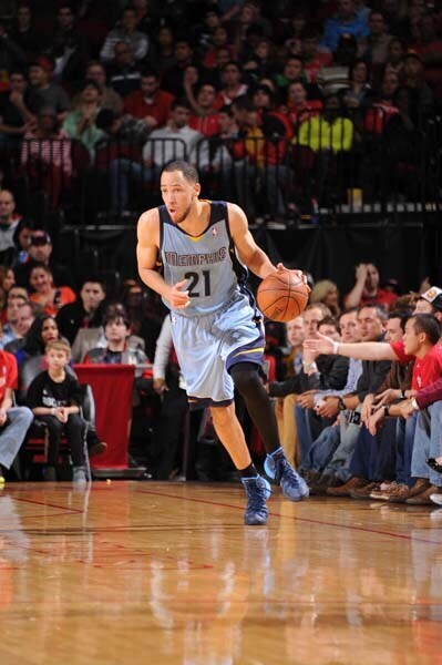Grizzlies at Rockets - 12/26/13 Photo Gallery | NBA.com