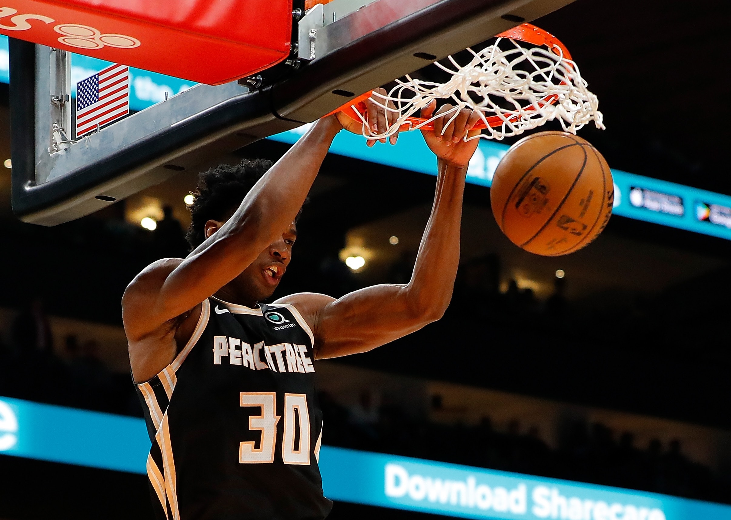 19-20 Season Rewind Presented by Gatorade: Top Damian Jones Photos ...