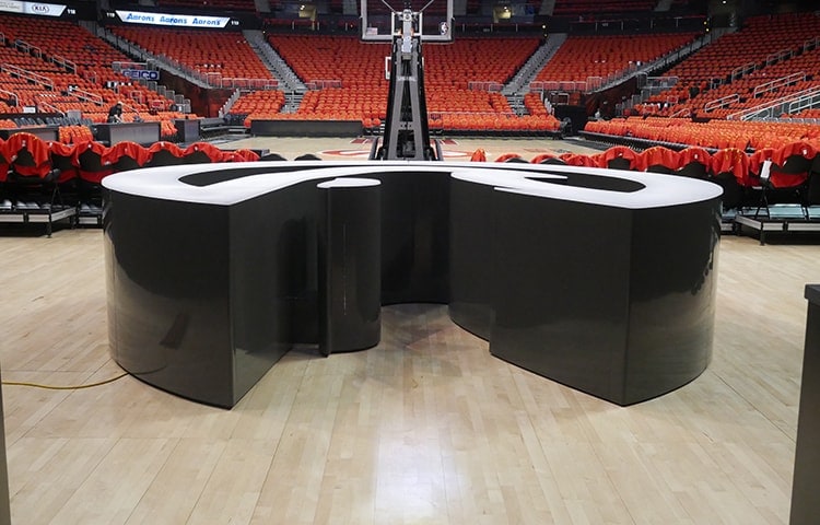 LOOK: The New Hawks Bar and Courtside Club Are Stunning | Atlanta Hawks