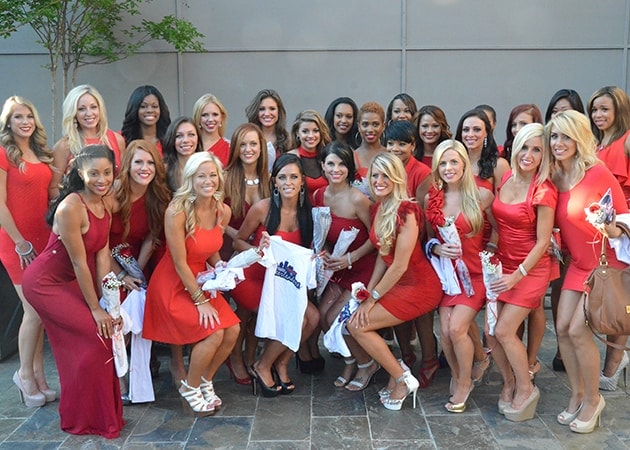 2013-14 Cheerleader Auditions: Team Announcement Photo Gallery | NBA.com