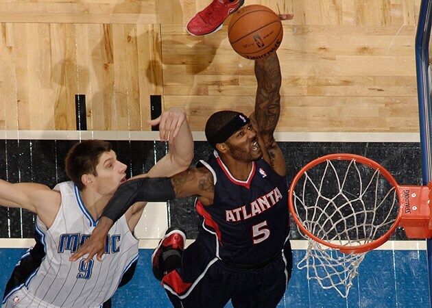 josh smith dunks on